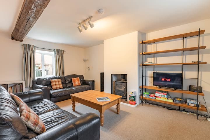 Host & Stay | 2 Ruscon Cottage - Burnham Market