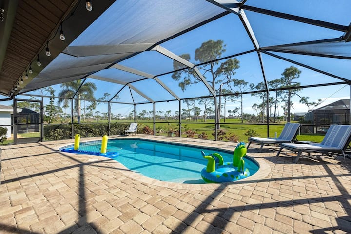Golf View! Heated Pool - Villa Fairway To Florida - Cape Coral, FL