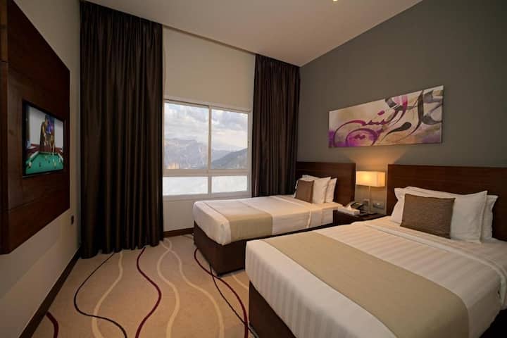 Classic Two Bedroom Suite Near Rak Expo Centre - Ras al Khaimah