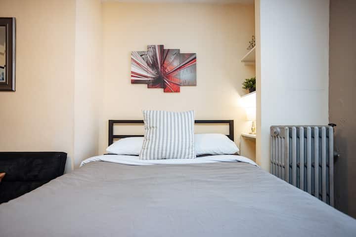 Walkable Downtown Kc*private Parking - Kansas City, KS