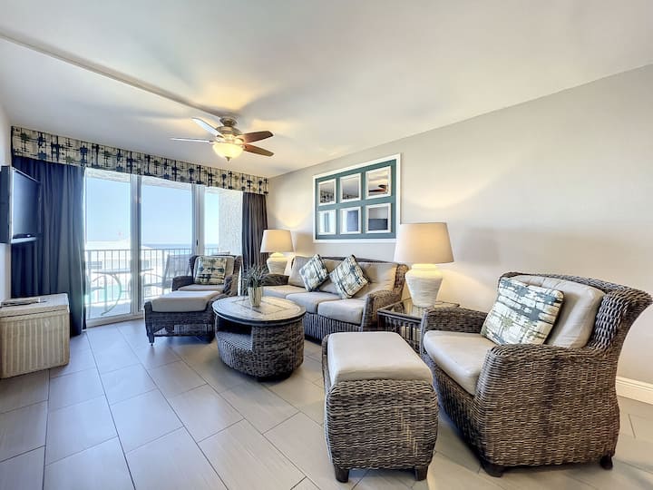 Ocean Views + Pool + Steps To Flagler Ave - Ponce Inlet, FL