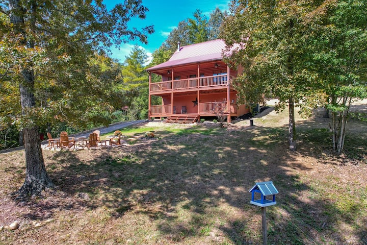 Golden Valley Retreat - Private, Hot Tub, Fire Pit - Townsend, TN