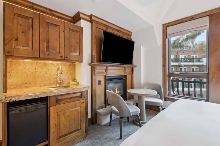 The Aspen Mountain Residences 26a - Aspen