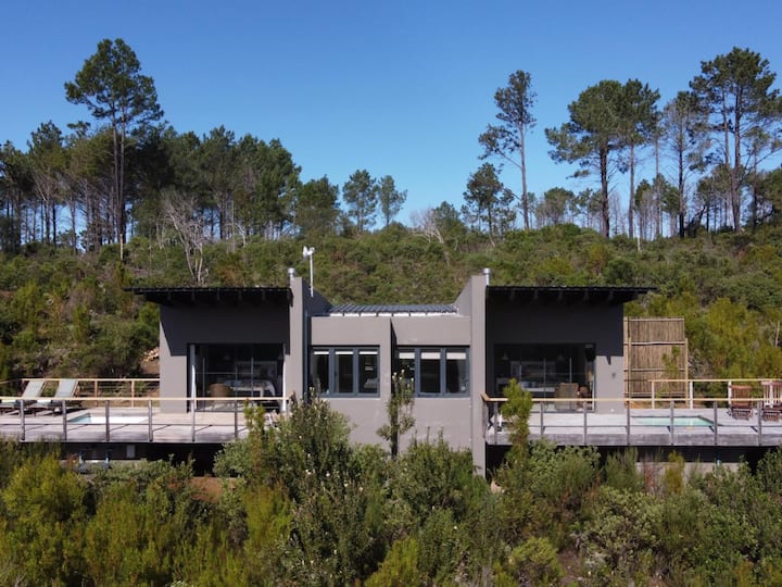 Cliffside Suites - Harkerville
