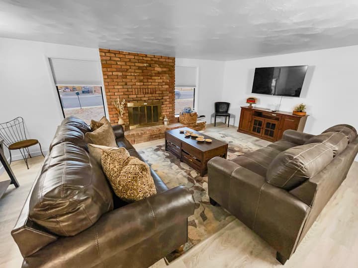 Sparn Mountain Hideaway - Grand Junction, CO