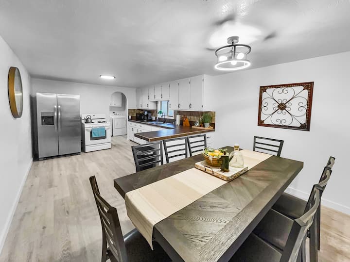 Sparn Mountain Family & Pet Friendly - Grand Junction, CO