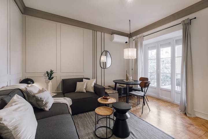 Fado - 3 Bedrooms, Office And Terrace In Alvalade - Lisboa