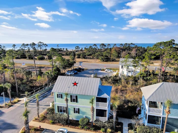 Bay Watch Offer Bay Views, Community Pools! - Port St. Joe, FL