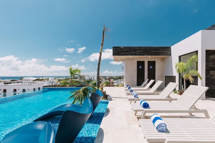 Cozy Studio, Walk To Beach, Rooftop Pool & Lounge - Playa del Carmen