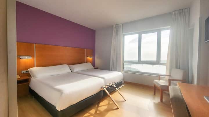 Faranda Marsol 2 Single Beds, Superior, Sea View - Gijón