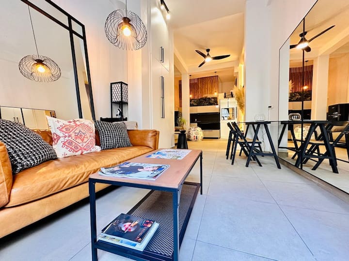 Hidden Jewel Next To Center In Malaga With Parking - Provincia Málaga, Spagna