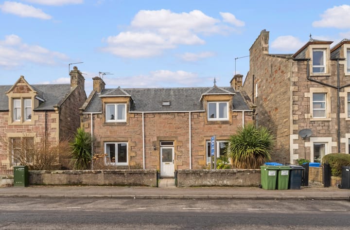 Mystayinn Strathblane 7 Bedroom House - Inverness