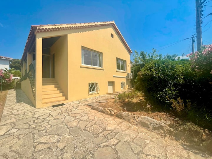 Maison 3 Chambres, Parking, Wifi, Clim - Bandol