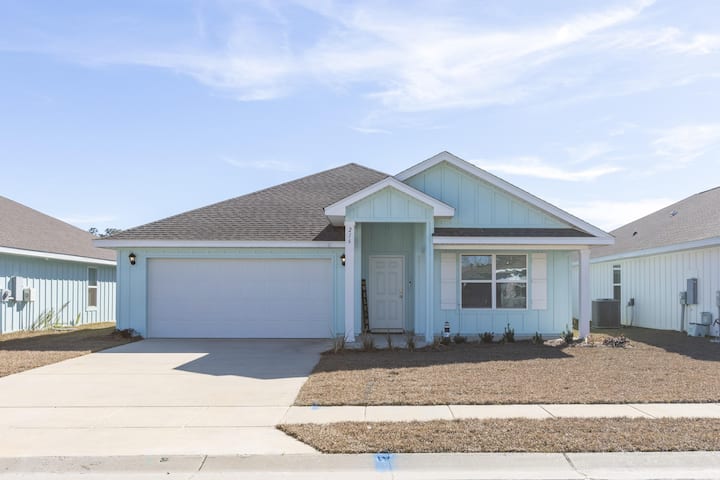 Bon Secour Bungalow- Clean, Spacious, Close To Owa - Foley, AL