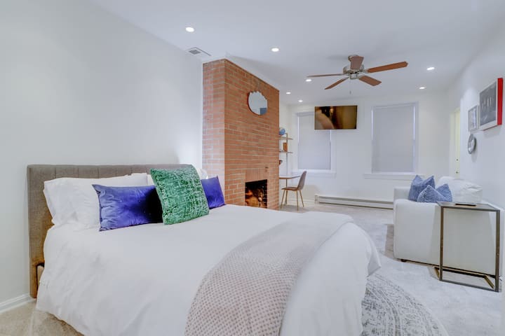 Sojourn Studio On Cap. Hill By Library Of Congress - Washington, D.C., DC