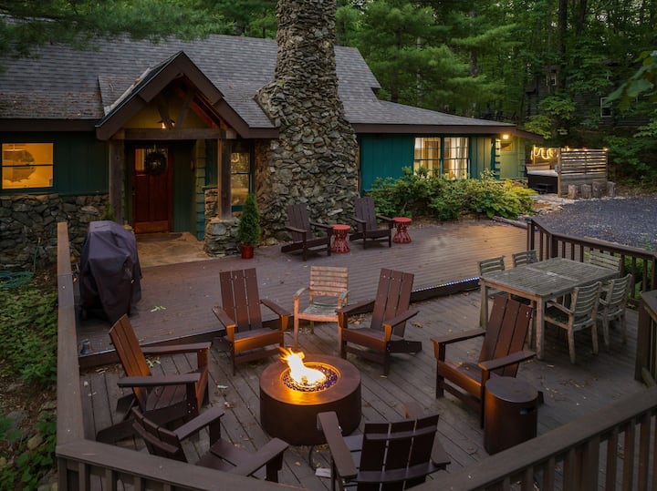 Mountain Mindset: Hot Tub + 0.6 Mile From Slopes - 