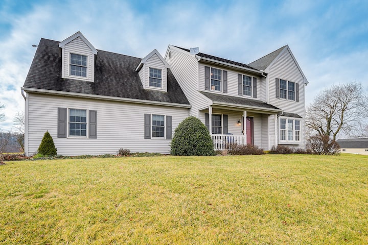 4 Mi To The Amish Village: Spacious Home W/ Deck! - 펜실베이니아