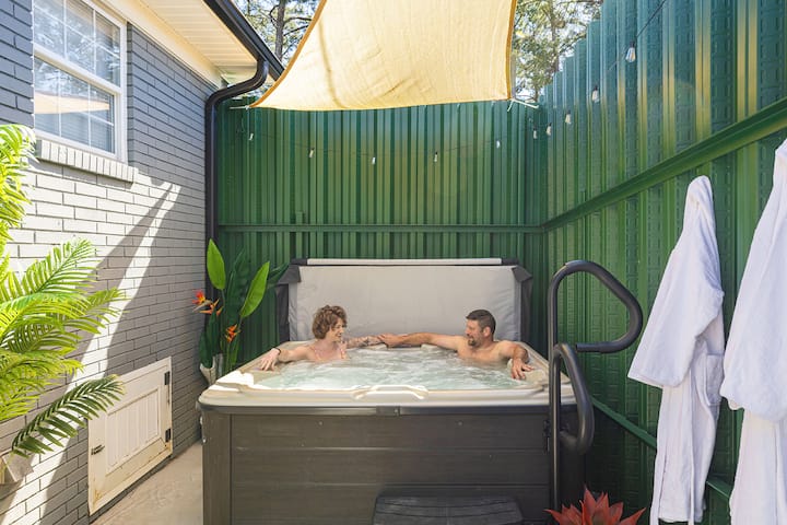Private Hot Tub & Swing, Nintendo, Big Parking Ev - Lincoln County, NC