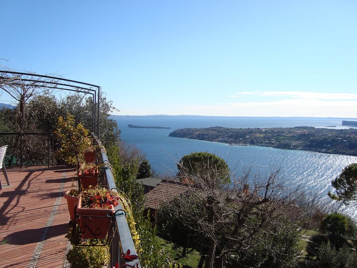 Casale Massina Quarzo A Salò By Bookinggardalake - Gardone Riviera