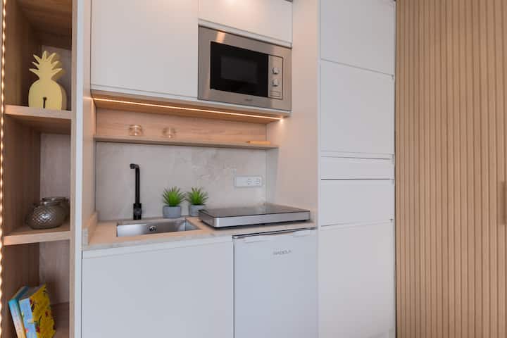 New! Ran De Mar: Beachfront Studio Port Alcudia - Can Picafort