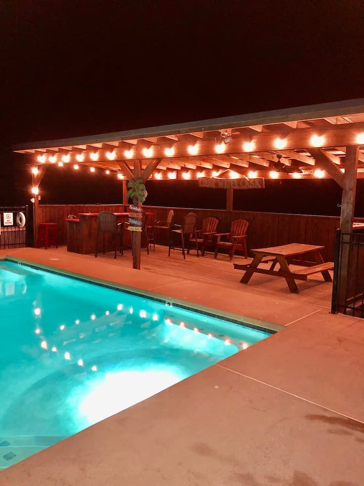 Clear Water Casa - Concan, TX
