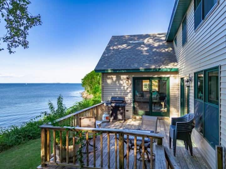 Hatetoquitit, Oceanfront Home In Owls Head - Crescent Beach, Owls Head