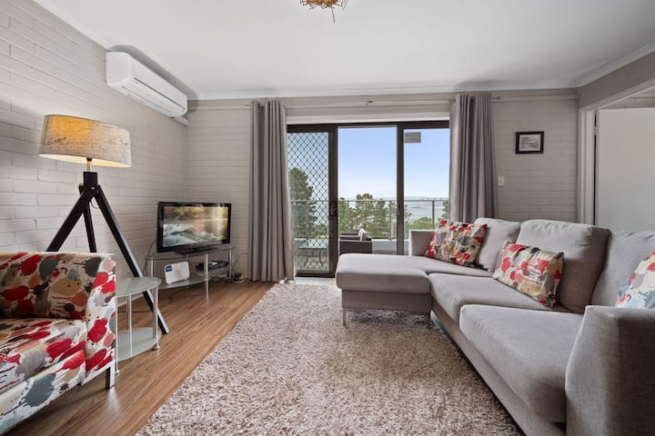 Stylish 3br Apartment L Lake Views L Wifi L Bbq - Jindabyne