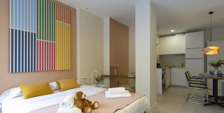 L'explorador Andrés A - Estudio Con Encanto - Alboraya