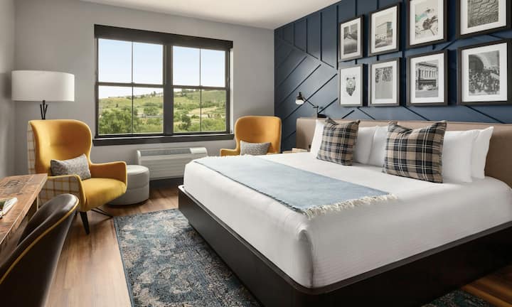 Modern Mountain Vibe & Access To House Bikes - Golden, CO