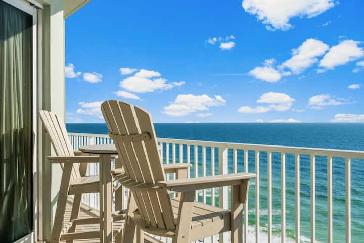 Gulf Front 3bd Condo! W/ Beach Chair Service For 4 - Panama City Beach, FL