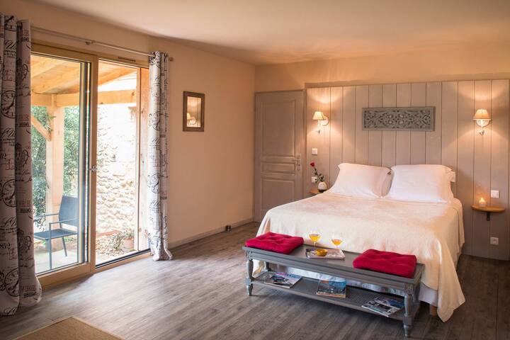 Chambre "Mauzac" Avec Terrasse Privative - Dordogne
