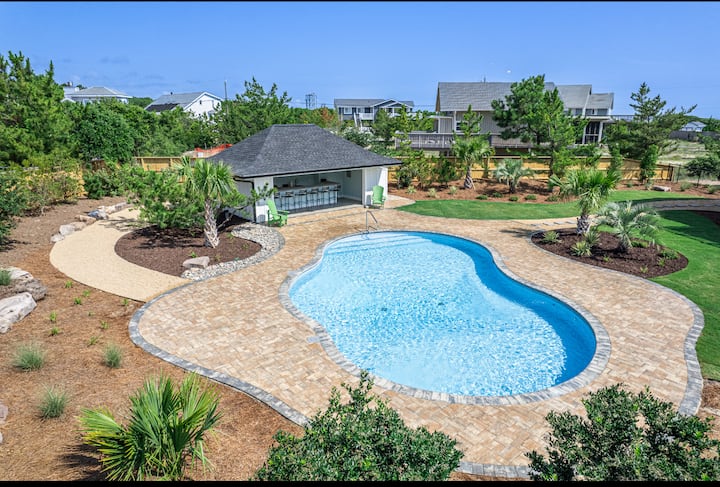 Trident North-  5 Br, Dog Friendly, Beach, Pool! - Virginia Beach, VA