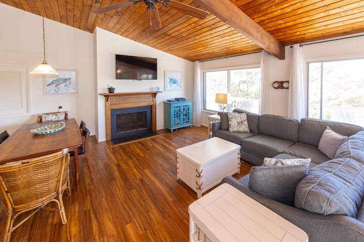 Brownley Beach- Steps To The Beach, Elevator, Dog - Virginia Beach, VA