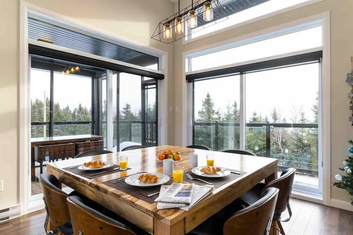 Chalet Bleu 6: Vue D'été Spectaculaire - Baie-Saint-Paul, QC