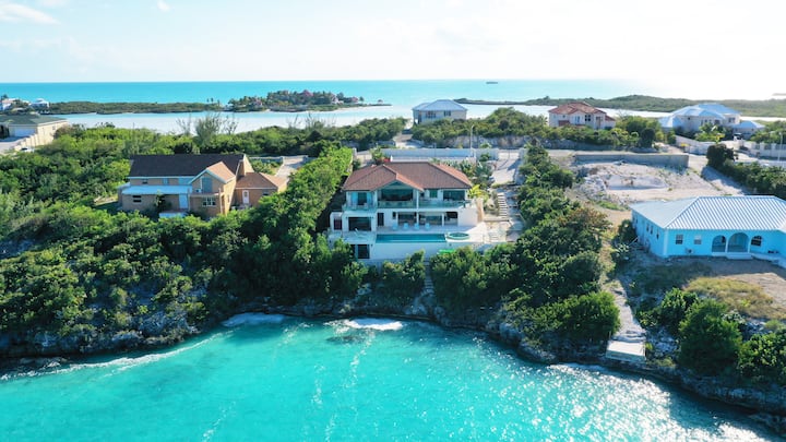 Alta Bella Villa - Ocean Nordic Spa - Turks and Caicos Islands