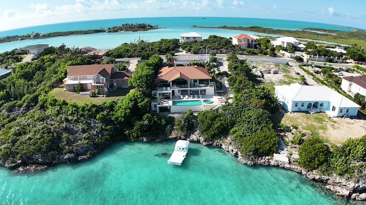 Alta Bella Villa – Private Oceanfront Nordic Spa - Bahamas