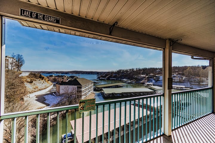 Highland Lake View - Incredible Location! - Lake Ozark, MO