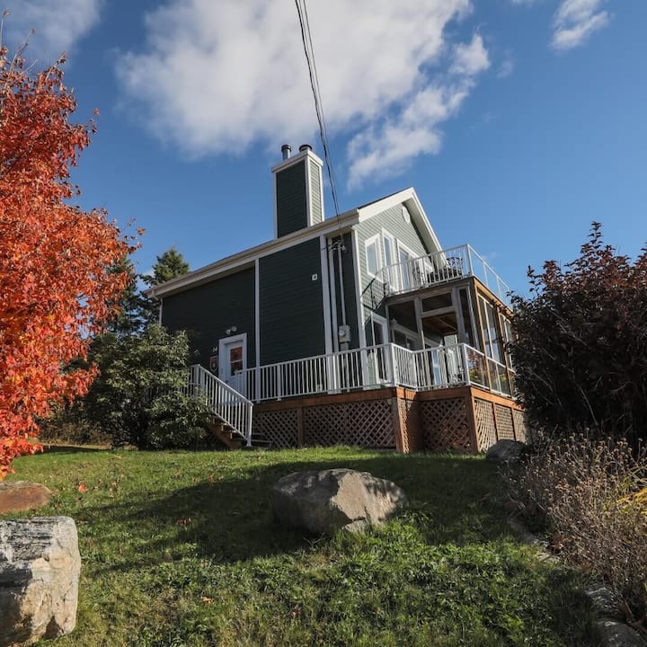 Condo 14h: ÉTage Supérieur, Vue Rivière & Bbq - Baie-Saint-Paul, QC