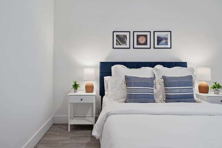 New! Few Minutes To Downtown, 10 To The Beach! - West Palm Beach, FL