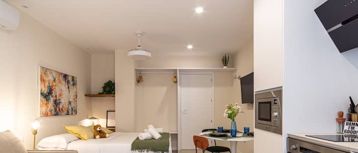 L'explorador Andrés D - Estudio Con Encanto Por 4 - Moncada