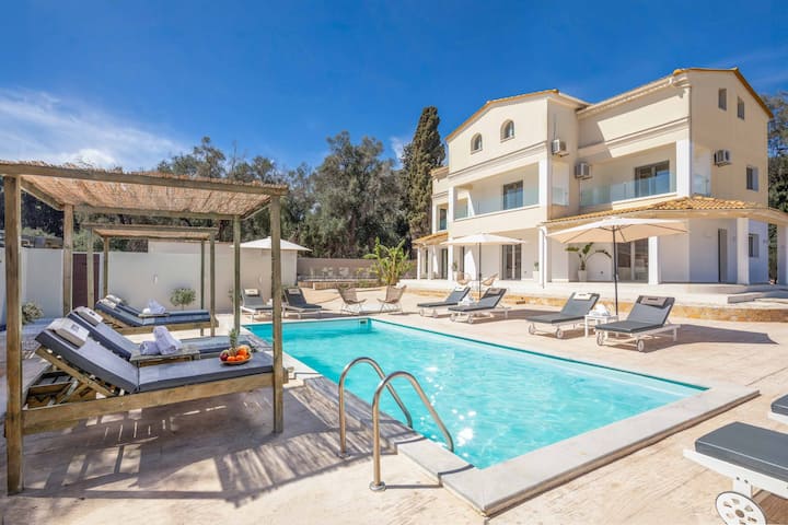 Villa Elegio - 卡沃斯