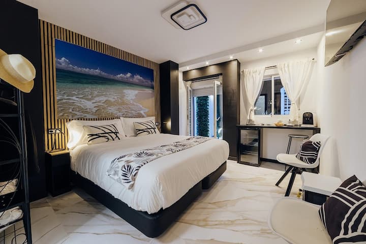 Benidorm Suite Doble Con Terraza. - Altea