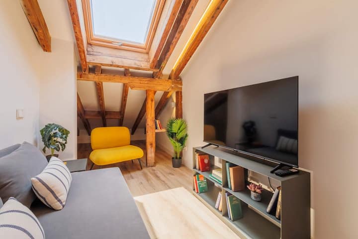 W* | Spectacular 2br At Palacio Real - Estación de Príncipe Pío - Madrid