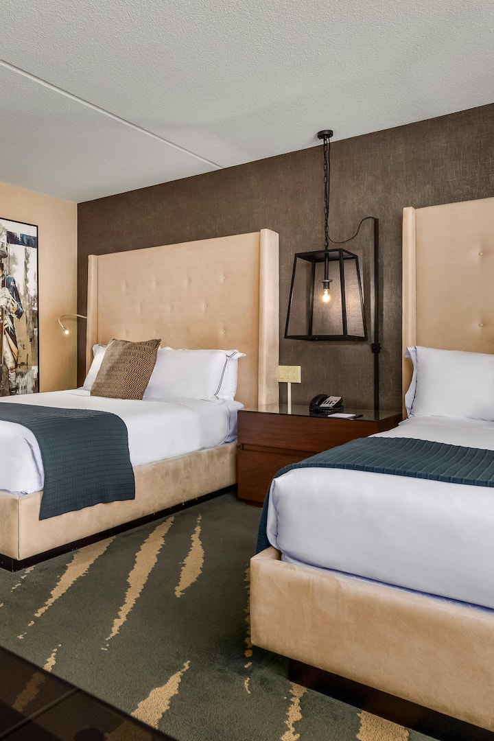 Gem Near Theater District (Cleaning Included) - Boston, MA
