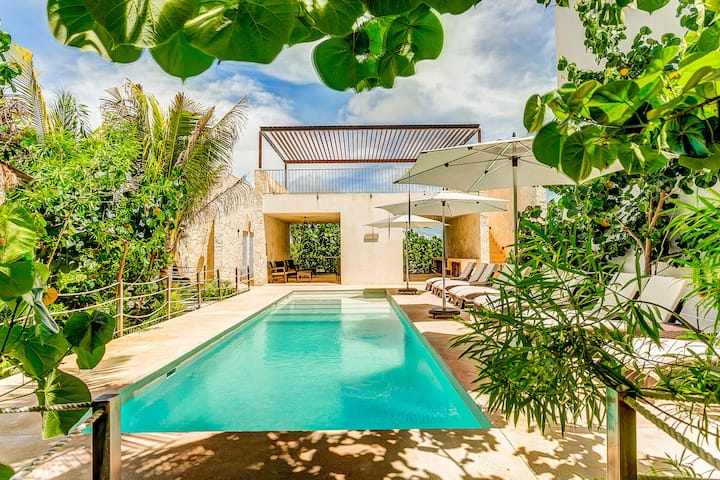 Relaxing Jungle Escape, 5 Pools, Beach Club & Gym - Akumal