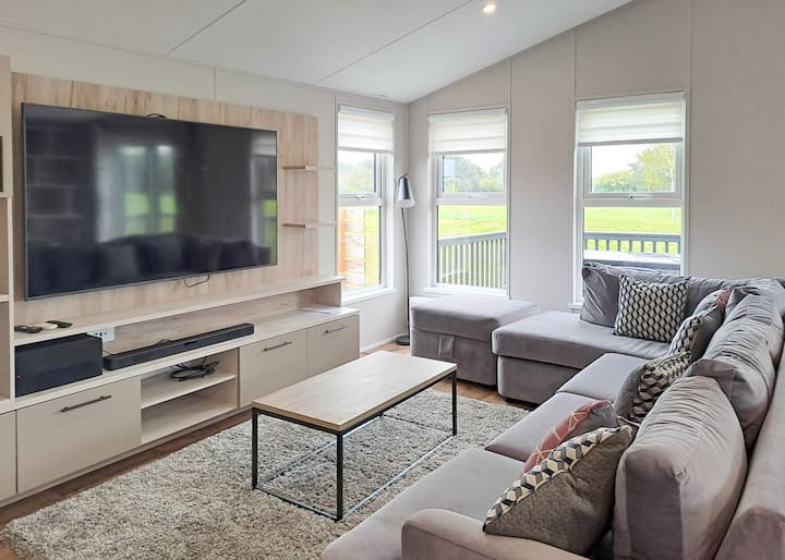 Platinum 3 Bed Lodge - Skegness