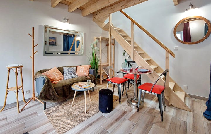 Nice Home In Ploubazlanec With Kitchen - Ploubazlanec