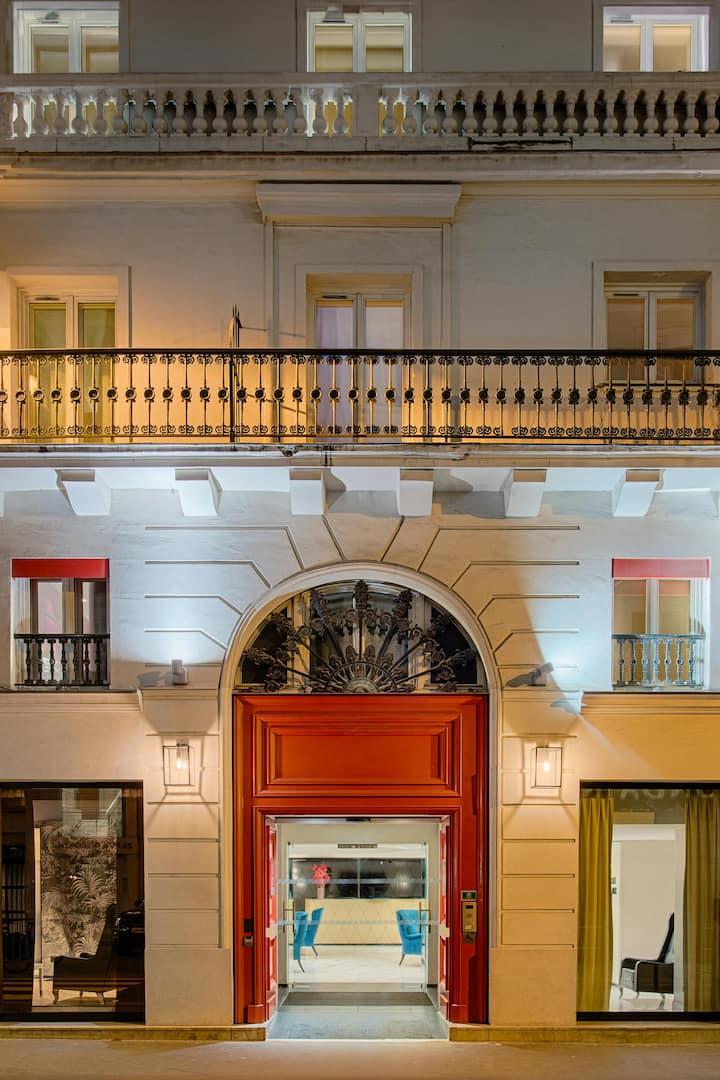 Double Room By Nh Collection Paris Champs-élysées - Paris