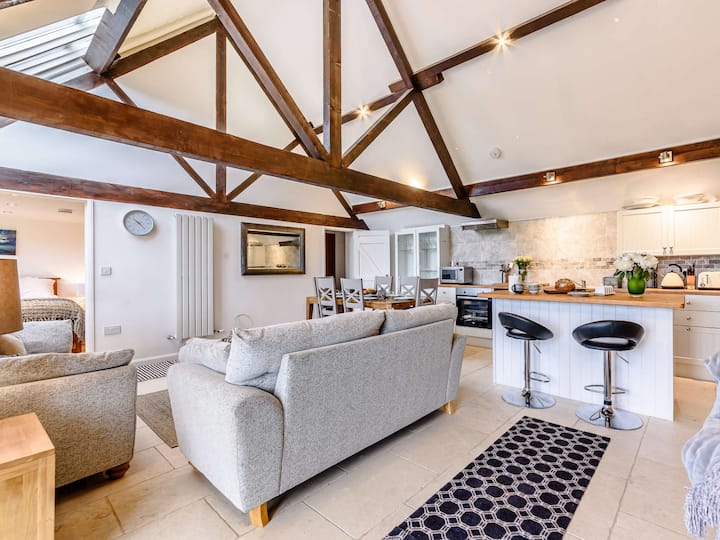 3 Bed In Chippenham (77334) - Chippenham