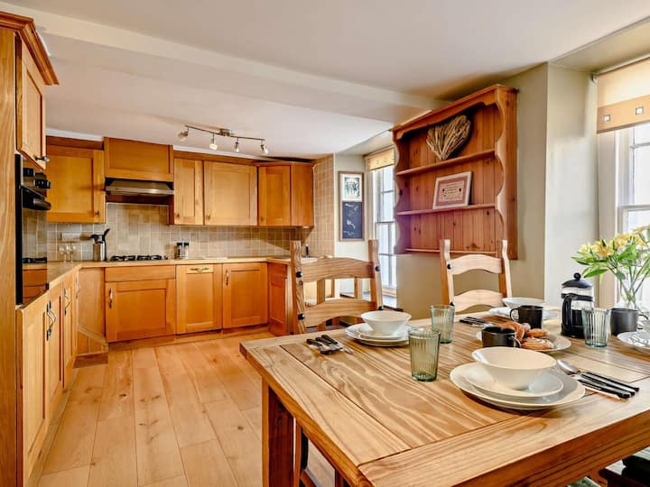 2 Bed In Brecon (Oc-85856) - Brecon